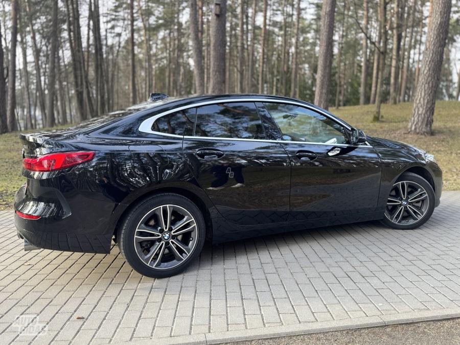 Black BMW 228 Gran Coupe 2021 in Druskininkai, with an engine capacity of 2.00 L and mileage of 120 thousand km for 20000 €, photo 12 on AUTOMOTO.COM.LV