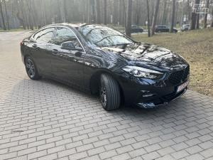 Black BMW 228 Gran Coupe 2021 in Druskininkai, with an engine capacity of 2.00 L and mileage of 120 thousand km for 20000 €, photo 19 on AUTOMOTO.COM.LV