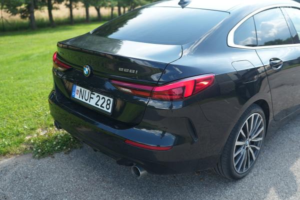 Черный БМВ 228 Gran Coupe 2022 в Каунас, объемом двигателя 2.00 л и пробегом 67 тыс. км за 26000 €, фото 10 на AUTOMOTO.COM.LV