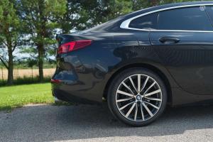 Melns BMW 228 Gran Coupe 2022 Kauņa, ar dzinēja tilpumu 2.00 L un nobraukumu 68 tūkst. km par 23500 €, foto 10 vietnē AUTOMOTO.COM.LV