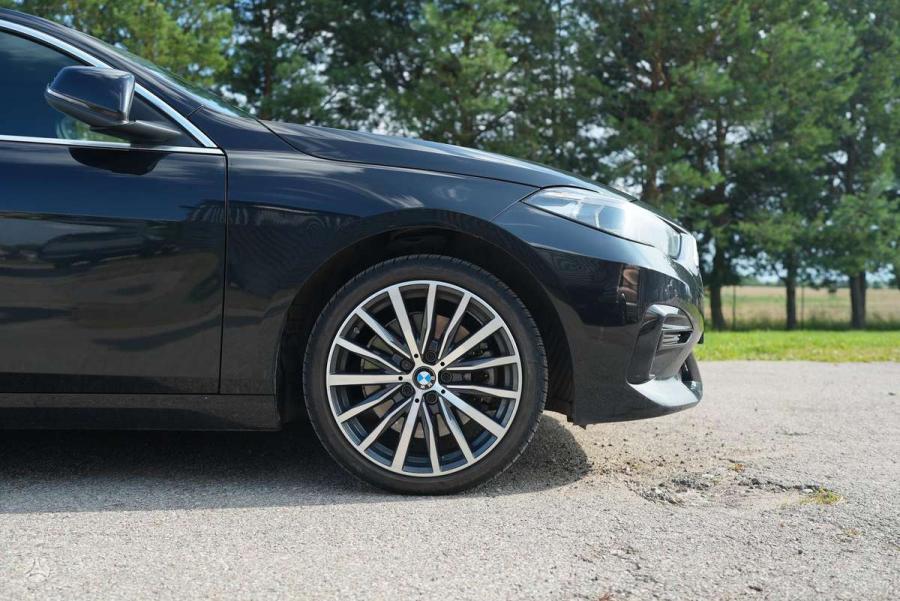 Melns BMW 228 Gran Coupe 2022 Kauņa, ar dzinēja tilpumu 2.00 L un nobraukumu 68 tūkst. km par 23500 €, foto 11 vietnē AUTOMOTO.COM.LV