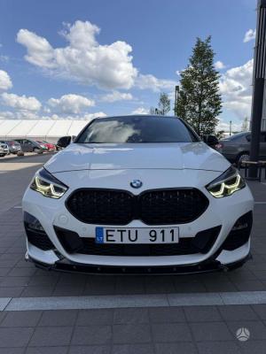 White BMW 228 Gran Coupe 2021 in Kaunas, with an engine capacity of 2.00 L and mileage of 77 thousand km for 24500 €, photo 6 on AUTOMOTO.COM.LV