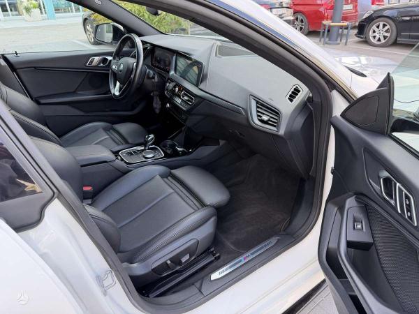 Белый БМВ 228 Gran Coupe 2021 в Каунас, объемом двигателя 2.00 л и пробегом 77 тыс. км за 24500 €, фото 10 на AUTOMOTO.COM.LV