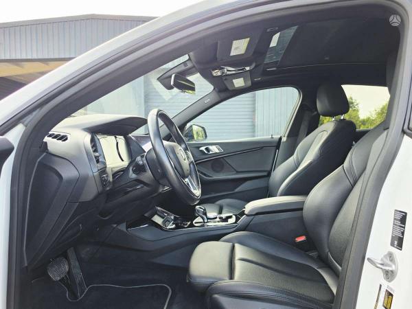 Белый БМВ 228 Gran Coupe 2021 в Паланга, объемом двигателя 2.00 л и пробегом 50 тыс. км за 20900 €, фото 8 на AUTOMOTO.COM.LV