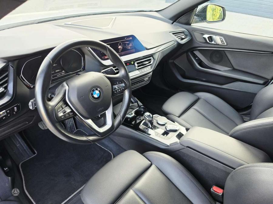 Белый БМВ 228 Gran Coupe 2021 в Паланга, объемом двигателя 2.00 л и пробегом 50 тыс. км за 20900 €, фото 12 на AUTOMOTO.COM.LV