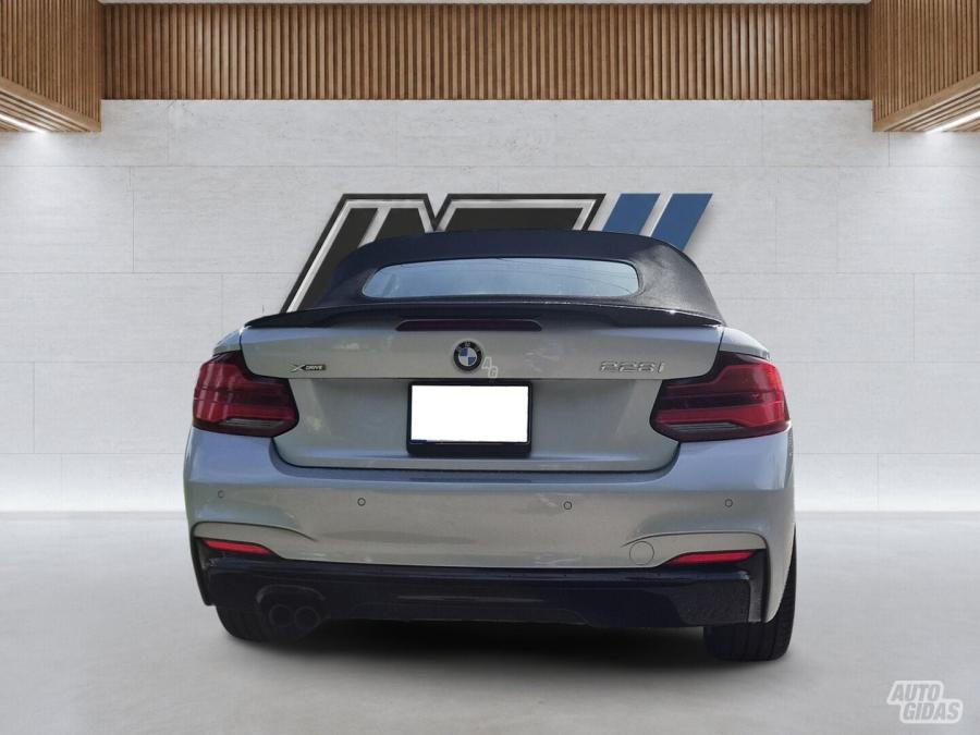 Grey BMW 228 2016 in Vilnius, with an engine capacity of 2.00 L and mileage of 101 thousand km for 14800 €, photo 8 on AUTOMOTO.COM.LV