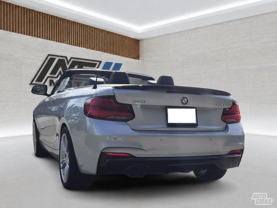 Grey BMW 228 2016 in Vilnius, with an engine capacity of 2.00 L and mileage of 101 thousand km for 14800 €, photo 16 on AUTOMOTO.COM.LV