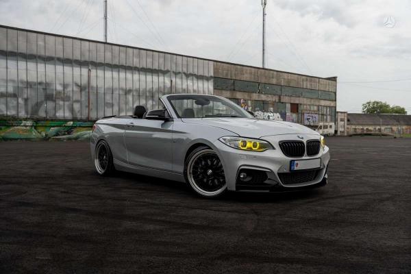 Pelēks BMW 228 2016 Klaipėda, ar dzinēja tilpumu 2.00 L un nobraukumu 107 tūkst. km par 15200 €, foto 1 vietnē AUTOMOTO.COM.LV