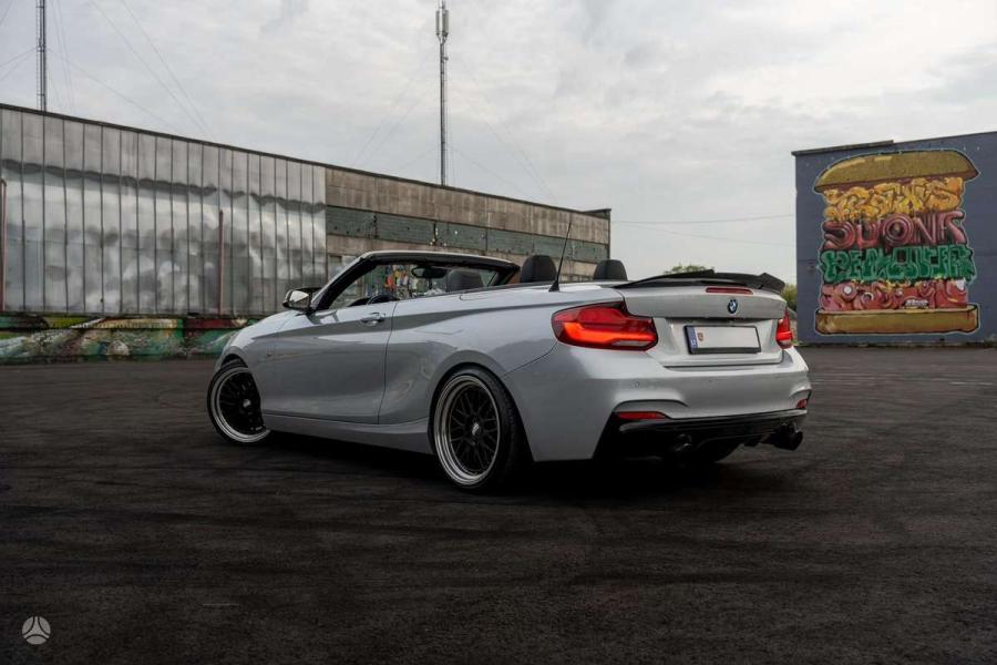 Pelēks BMW 228 2016 Klaipėda, ar dzinēja tilpumu 2.00 L un nobraukumu 107 tūkst. km par 15200 €, foto 4 vietnē AUTOMOTO.COM.LV