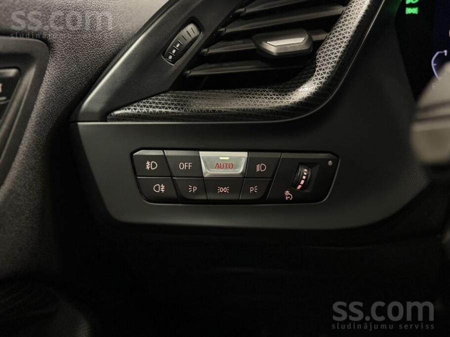Pelēks BMW 228 2021 Rīga, ar dzinēja tilpumu 2.00 L un nobraukumu 83 tūkst. km par 22500 €, foto 31 vietnē AUTOMOTO.COM.LV