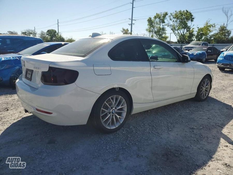 Balts BMW 228 2014 Klaipėda, ar dzinēja tilpumu 2.80 L un nobraukumu 200 tūkst. km par 4750 €, foto 3 vietnē AUTOMOTO.COM.LV