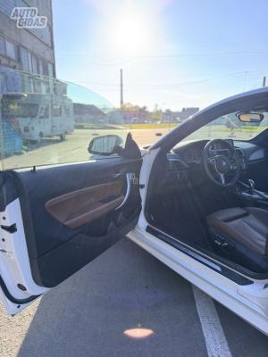 Balts BMW 228 2016 Klaipėda, ar dzinēja tilpumu 2.00 L un nobraukumu 158 tūkst. km par 13700 €, foto 5 vietnē AUTOMOTO.COM.LV