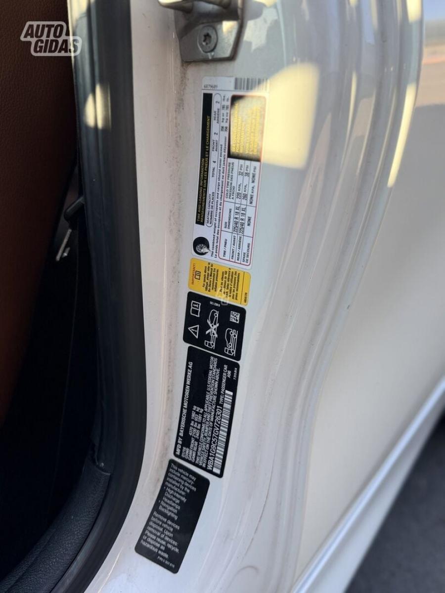 Balts BMW 228 2016 Klaipėda, ar dzinēja tilpumu 2.00 L un nobraukumu 158 tūkst. km par 13700 €, foto 31 vietnē AUTOMOTO.COM.LV