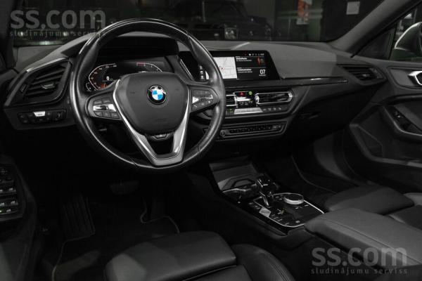 White BMW 228 2022 in Riga, with an engine capacity of 2.00 L and mileage of 49 thousand km for 25000 €, photo 10 on AUTOMOTO.COM.LV