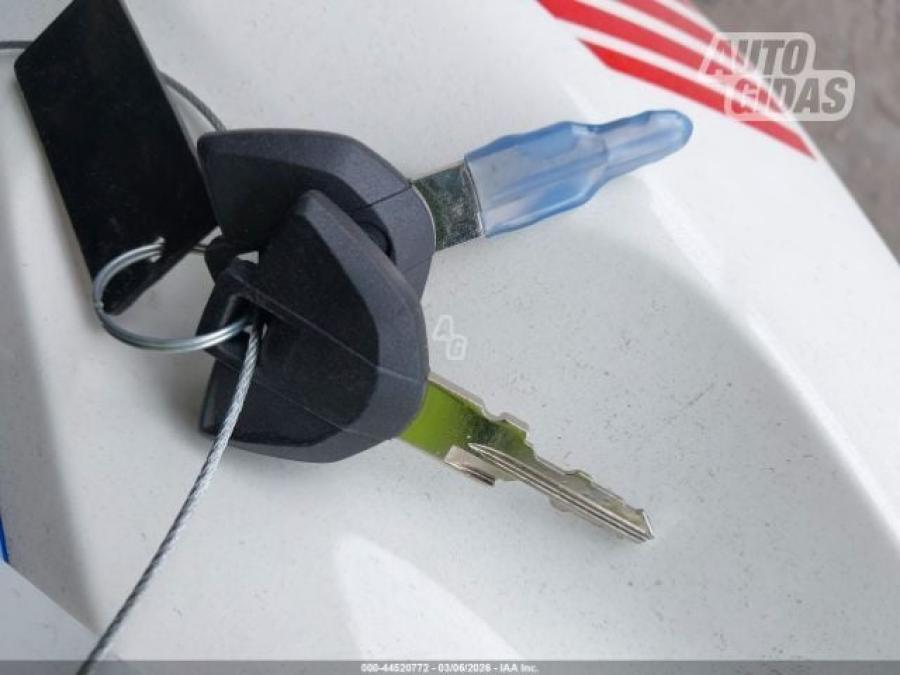 Zils BMW 230 Klaipėda, ar dzinēja tilpumu 0.00 L un nobraukumu 0 tūkst. km par 4000 €, foto 12 vietnē AUTOMOTO.COM.LV