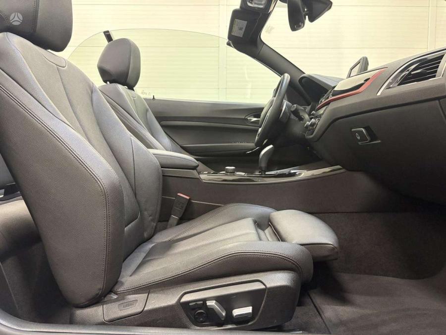 Balts BMW 230 2019 Viļņa, ar dzinēja tilpumu 1.98 L un nobraukumu 25 tūkst. km par 18990 €, foto 19 vietnē AUTOMOTO.COM.LV