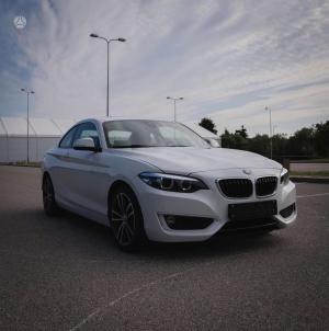 White BMW 230 2019 in Vilnius, with an engine capacity of 0.00 L and mileage of 88 thousand km for 16500 €, photo 3 on AUTOMOTO.COM.LV