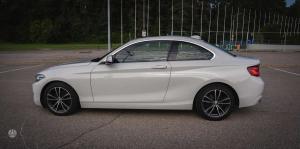 White BMW 230 2019 in Vilnius, with an engine capacity of 0.00 L and mileage of 88 thousand km for 16500 €, photo 7 on AUTOMOTO.COM.LV