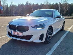 Balts BMW 230 2023 Utena, ar dzinēja tilpumu 2.00 L un nobraukumu 17 tūkst. km par 29800 €, foto  vietnē AUTOMOTO.COM.LV