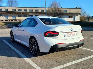 White BMW 230 2023 in Utena, with an engine capacity of 2.00 L and mileage of 17 thousand km for 29800 €, photo 5 on AUTOMOTO.COM.LV