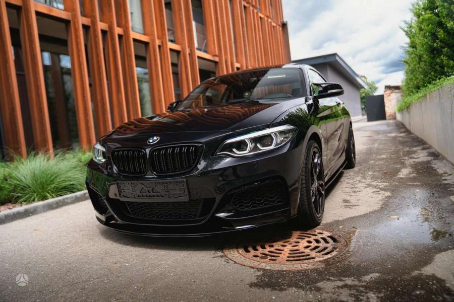 Black BMW 235 2015 in Kaunas, with an engine capacity of 2.98 L and mileage of 110 thousand km for 20999 €, photo 3 on AUTOMOTO.COM.LV