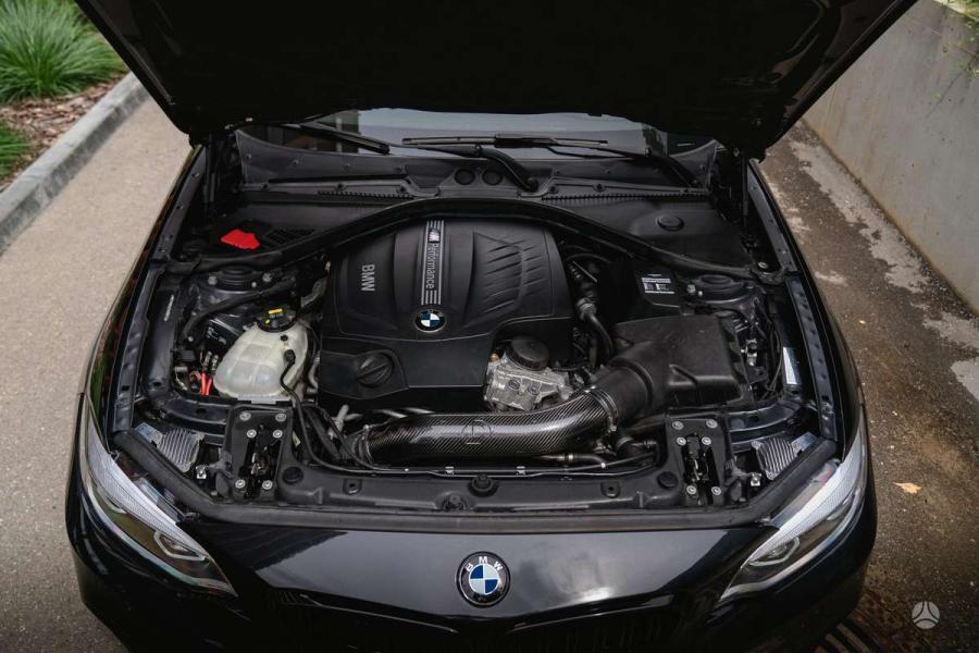 Black BMW 235 2015 in Kaunas, with an engine capacity of 2.98 L and mileage of 110 thousand km for 20999 €, photo 15 on AUTOMOTO.COM.LV
