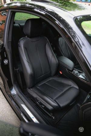 Black BMW 235 2015 in Kaunas, with an engine capacity of 2.98 L and mileage of 110 thousand km for 20999 €, photo 20 on AUTOMOTO.COM.LV