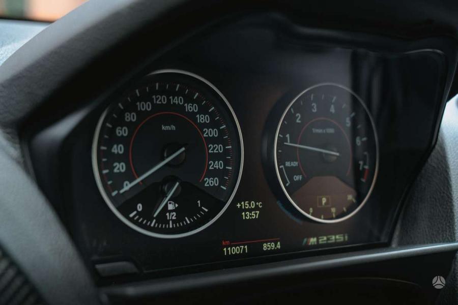 Black BMW 235 2015 in Kaunas, with an engine capacity of 2.98 L and mileage of 110 thousand km for 20999 €, photo 28 on AUTOMOTO.COM.LV