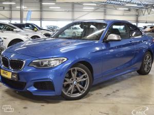 Blue BMW 235 2015 in Riga, with an engine capacity of 3.00 L and mileage of 219 thousand km for 17900 €, photo 26 on AUTOMOTO.COM.LV