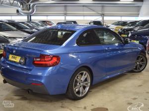 Blue BMW 235 2015 in Riga, with an engine capacity of 3.00 L and mileage of 219 thousand km for 17900 €, photo 27 on AUTOMOTO.COM.LV