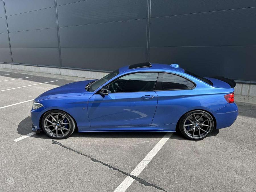 Blue BMW 235 2015 in Kaunas, with an engine capacity of 2.98 L and mileage of 222 thousand km for 17500 €, photo 15 on AUTOMOTO.COM.LV