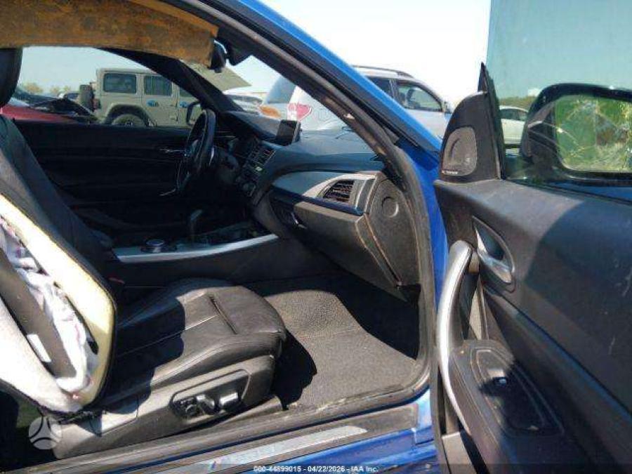 Zils BMW 235 2016 Klaipėda, ar dzinēja tilpumu 3.00 L un nobraukumu 153 tūkst. km par 7100 €, foto 14 vietnē AUTOMOTO.COM.LV