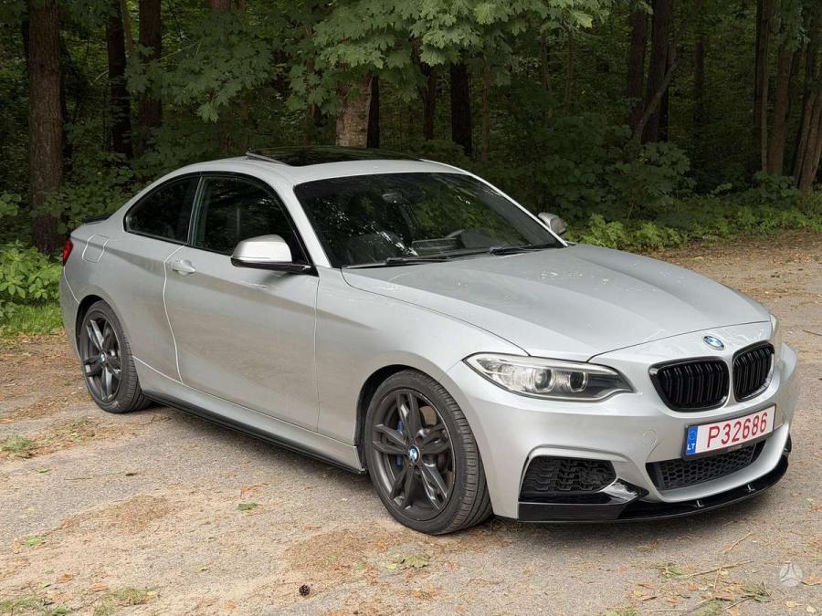 Grey BMW 235 2015 in Vilnius, with an engine capacity of 2.98 L and mileage of 152 thousand km for 17900 €, photo 3 on AUTOMOTO.COM.LV