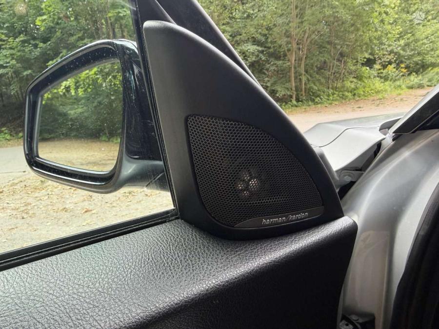 Grey BMW 235 2015 in Vilnius, with an engine capacity of 2.98 L and mileage of 152 thousand km for 17900 €, photo 14 on AUTOMOTO.COM.LV