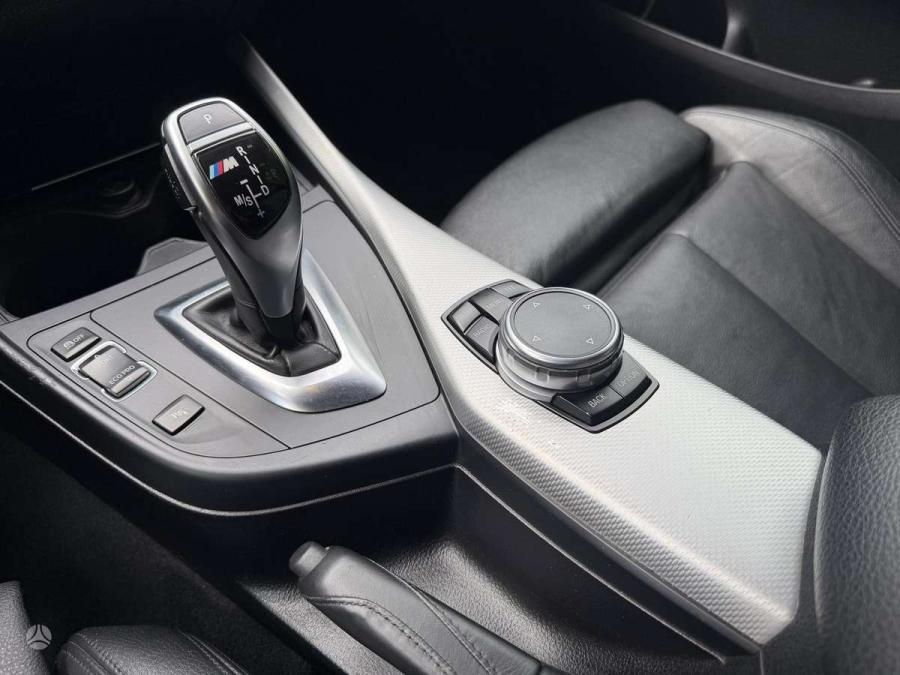 Grey BMW 235 2015 in Vilnius, with an engine capacity of 2.98 L and mileage of 152 thousand km for 17900 €, photo 19 on AUTOMOTO.COM.LV