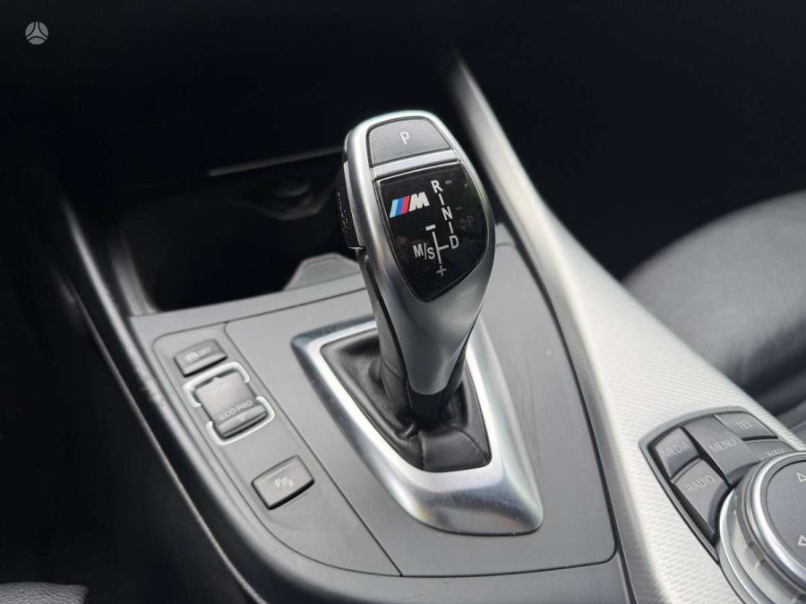 Grey BMW 235 2015 in Vilnius, with an engine capacity of 2.98 L and mileage of 152 thousand km for 17900 €, photo 20 on AUTOMOTO.COM.LV