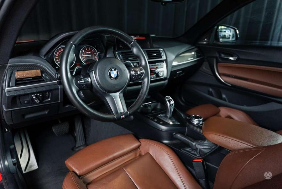 Sarkans BMW 235 2016 Viļņa, ar dzinēja tilpumu 2.98 L un nobraukumu 109 tūkst. km par 21999 €, foto 20 vietnē AUTOMOTO.COM.LV