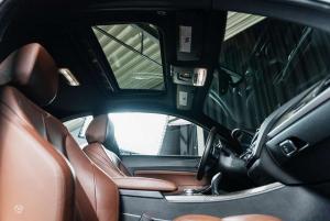 Sarkans BMW 235 2016 Viļņa, ar dzinēja tilpumu 2.98 L un nobraukumu 109 tūkst. km par 21999 €, foto 27 vietnē AUTOMOTO.COM.LV