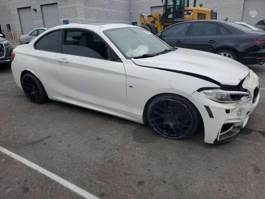 Balts BMW 235 2015 Klaipėda, ar dzinēja tilpumu 2.98 L un nobraukumu 105 tūkst. km par 4950 €, foto 5 vietnē AUTOMOTO.COM.LV