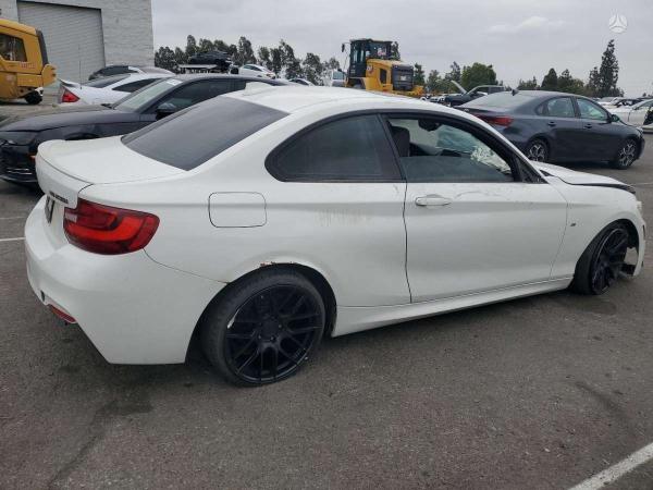 Balts BMW 235 2015 Klaipėda, ar dzinēja tilpumu 2.98 L un nobraukumu 105 tūkst. km par 4950 €, foto 6 vietnē AUTOMOTO.COM.LV