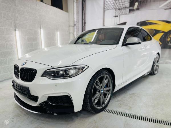White BMW 235 2015 in Kaunas, with an engine capacity of 2.98 L and mileage of 49 thousand km for 22000 €, photo 2 on AUTOMOTO.COM.LV