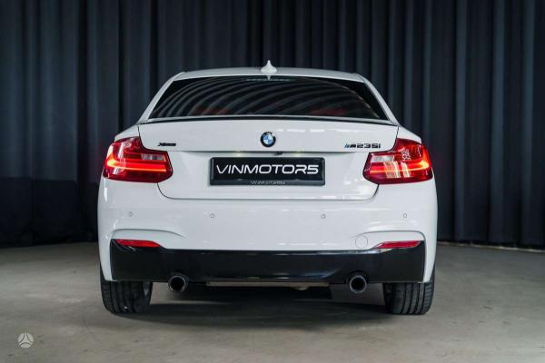 Balts BMW 235 2016 Viļņa, ar dzinēja tilpumu 2.99 L un nobraukumu 153 tūkst. km par 17999 €, foto 5 vietnē AUTOMOTO.COM.LV
