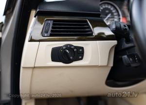Smilšu krāsa BMW 3 Series 2008 Tallina, ar dzinēja tilpumu 3.00 L un nobraukumu 276 tūkst. km par 7699 €, foto 25 vietnē AUTOMOTO.COM.LV