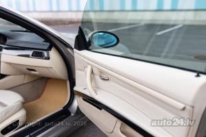 Smilšu krāsa BMW 3 Series 2008 Tallina, ar dzinēja tilpumu 3.00 L un nobraukumu 276 tūkst. km par 7699 €, foto 26 vietnē AUTOMOTO.COM.LV