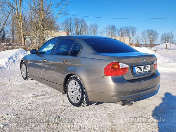 Smilšu krāsa BMW 3 Series 2007 Viljandi, ar dzinēja tilpumu 2.00 L un nobraukumu 191 tūkst. km par 3400 €, foto 5 vietnē AUTOMOTO.COM.LV