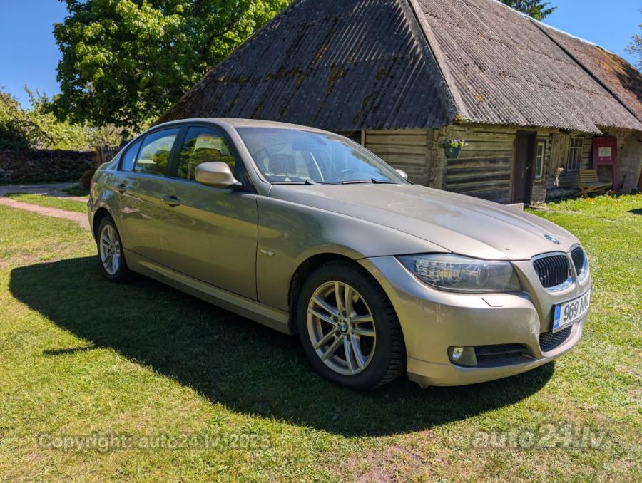 Smilšu krāsa BMW 3 Series 2009 Kuresāre, ar dzinēja tilpumu 2.00 L un nobraukumu 179 tūkst. km par 2800 €, foto 4 vietnē AUTOMOTO.COM.LV