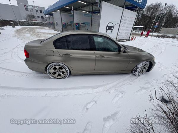Beige BMW 3 Series 2011 in Tallinn, with an engine capacity of 2.00 L and mileage of 251 thousand km for 6490 €, photo 6 on AUTOMOTO.COM.LV