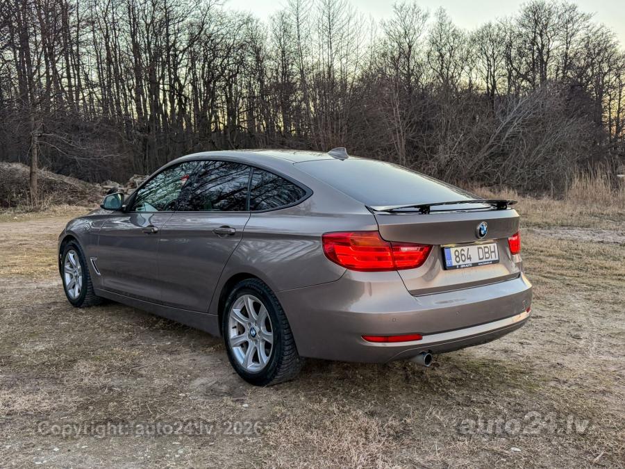 Smilšu krāsa BMW 3 Series 2013 Tallina, ar dzinēja tilpumu 2.00 L un nobraukumu 280 tūkst. km par 10900 €, foto 4 vietnē AUTOMOTO.COM.LV