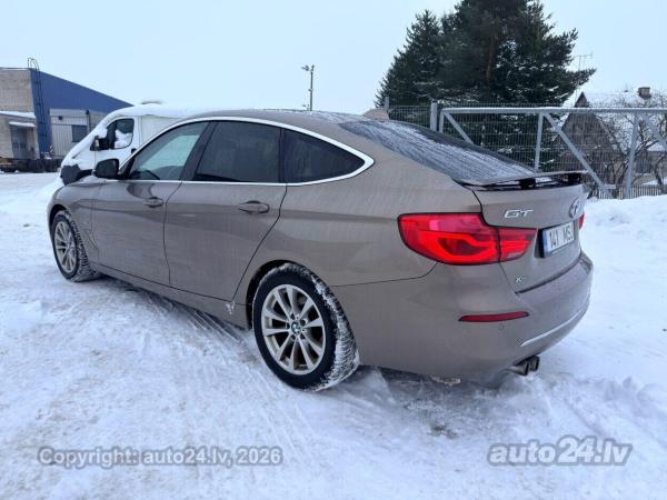 Smilšu krāsa BMW 3 Series 2017 Tallina, ar dzinēja tilpumu 2.00 L un nobraukumu 208 tūkst. km par 17400 €, foto 5 vietnē AUTOMOTO.COM.LV