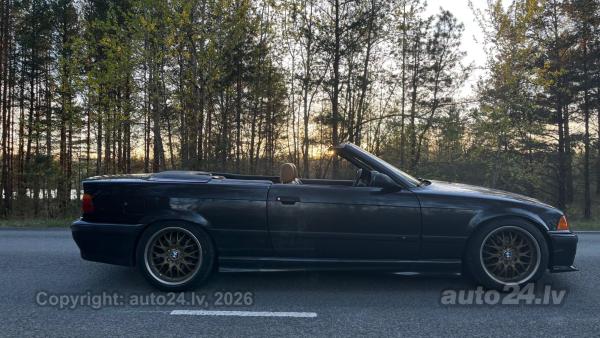 Melns BMW 3 Series 1993 Tallina, ar dzinēja tilpumu 2.50 L un nobraukumu 280 tūkst. km par 5980 €, foto 5 vietnē AUTOMOTO.COM.LV